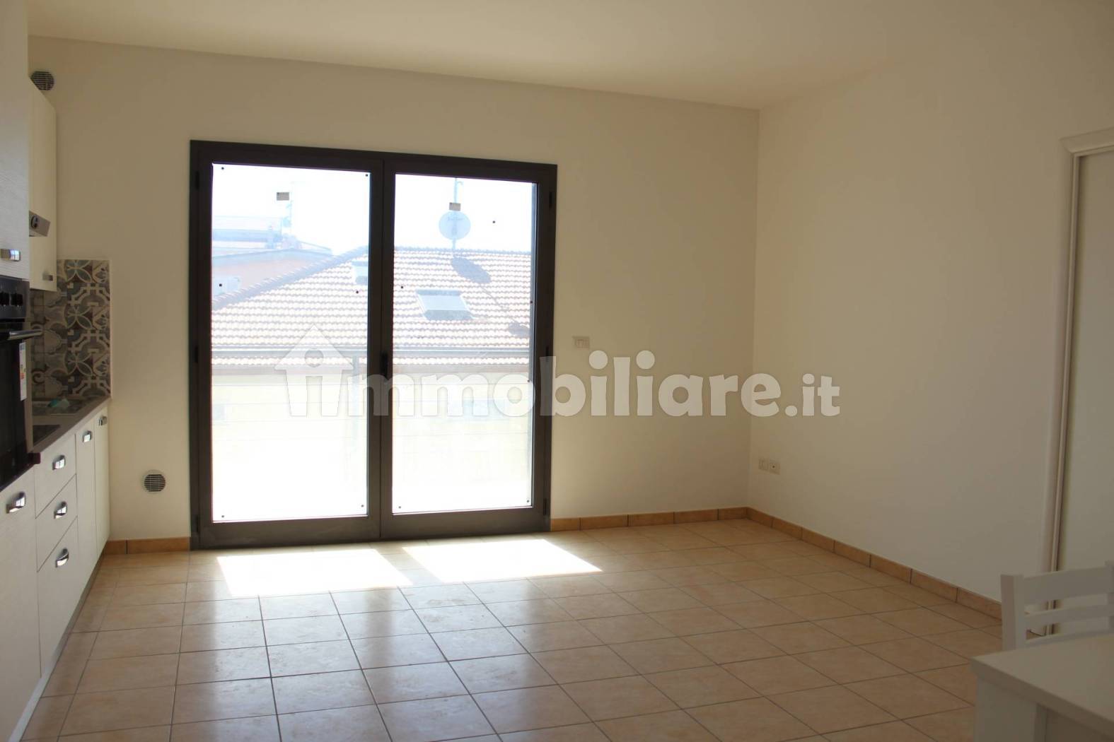 Bilocale via Giuseppe Garibaldi 43, Centro, Alba Adriatica