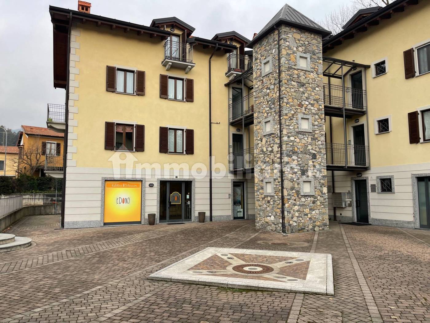 Trilocale via Vasche, Centro, Casciago