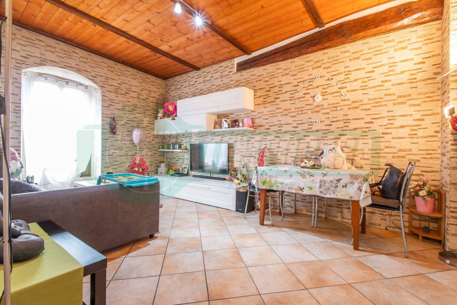 Bilocale via San Cosma 17, Uboldo