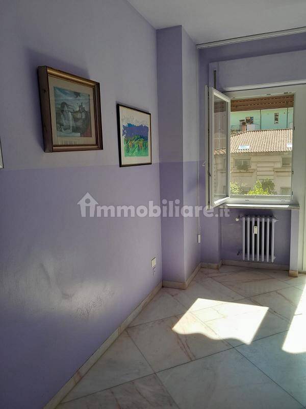 Trilocale viale Vittoria Colonna, Porta Nuova, Pescara