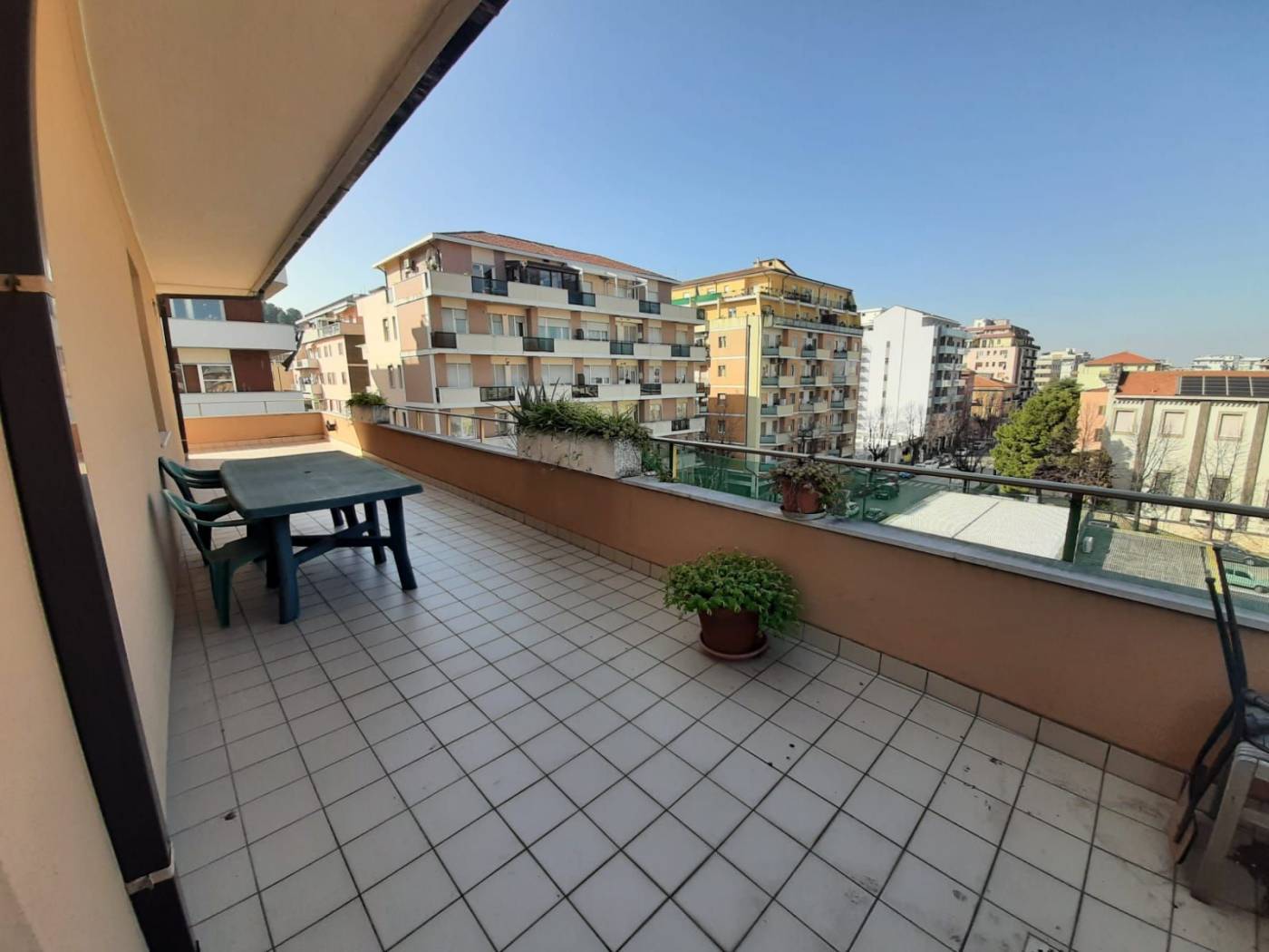 Trilocale via Ermete Brandimarte 5, Viale Bovio - Piazza Duca degli Abruzzi, Pescara