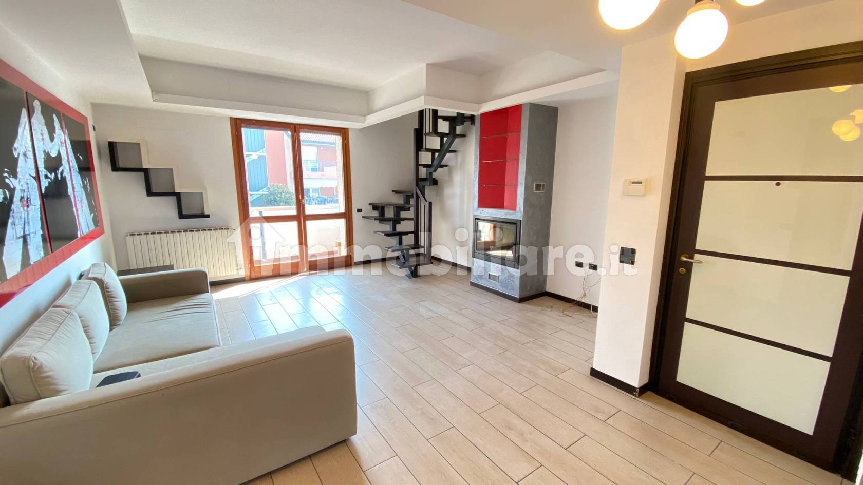 Trilocale via Giovanni Berchet, Cesano Maderno