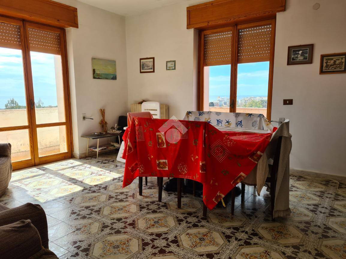 Quadrilocale via Ippolito Nievo 41, Via Lecce, Ospedale, Gallipoli