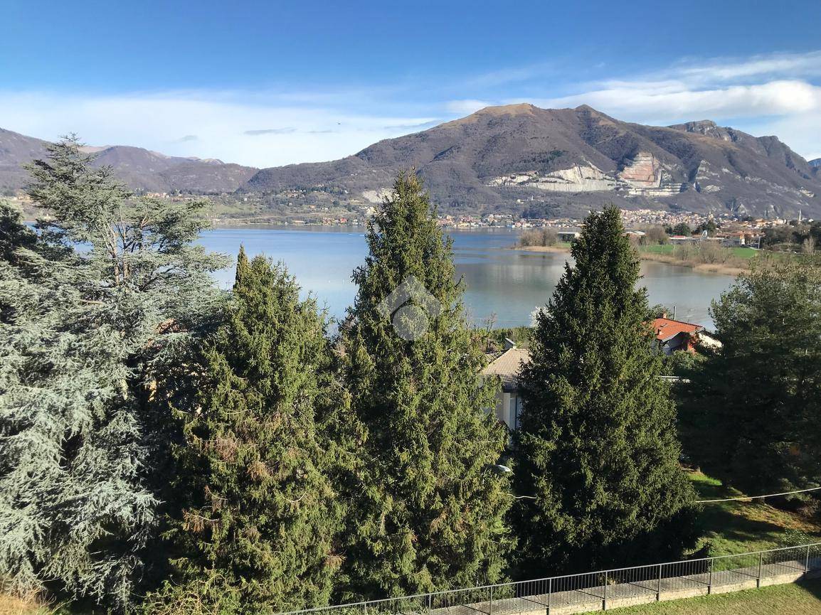 Trilocale via vicolo Chiuso Superiore 1, Centro, Rogeno