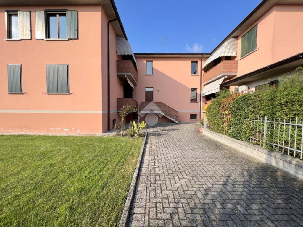 Vendita Appartamento Piadena Drizzona. Bilocale in via Amilcare ...