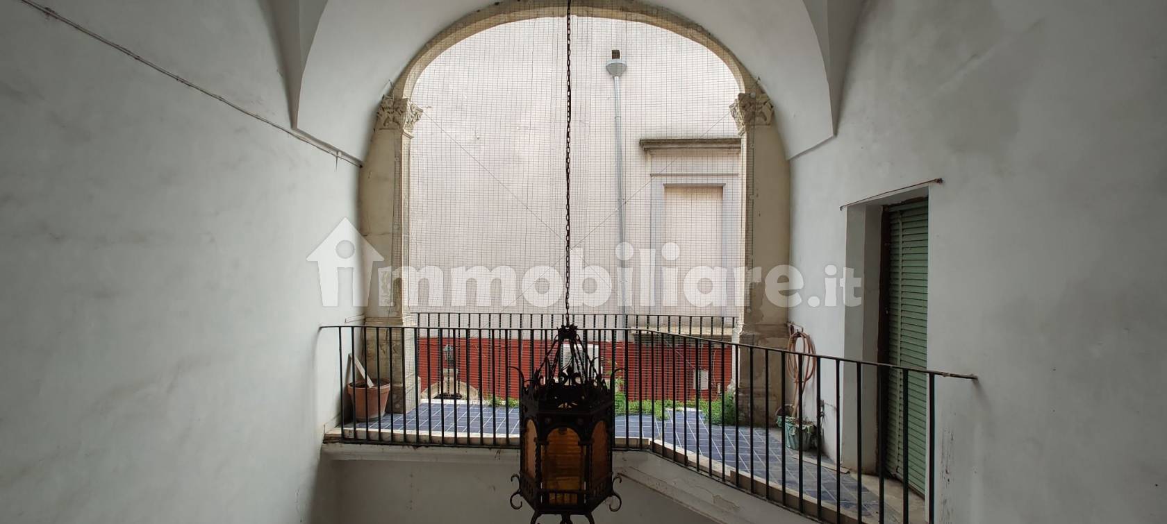 Appartamento via Vittorio Alfieri, Aradeo