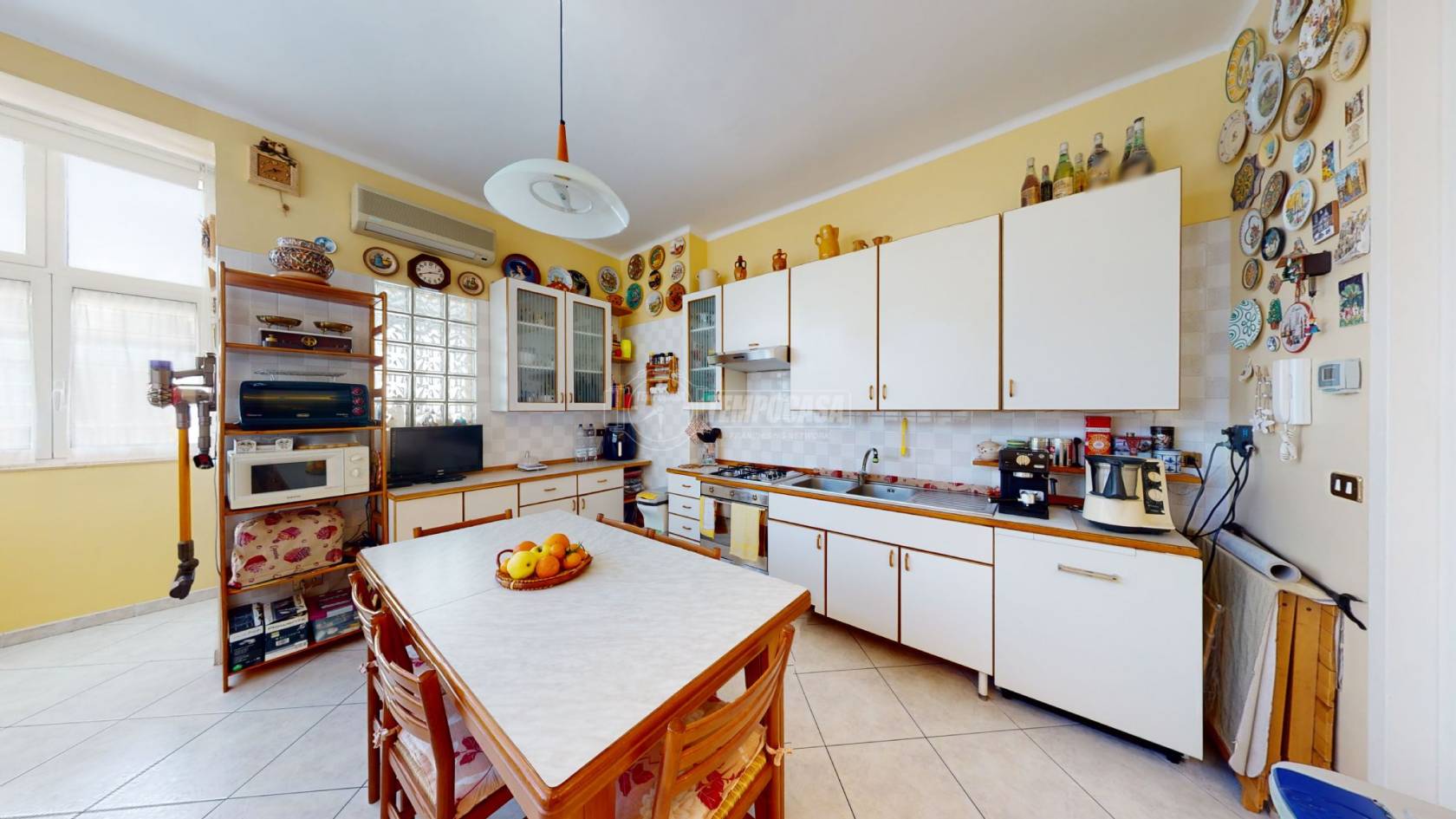 Trilocale buono stato, quinto piano, Carrassi, Bari