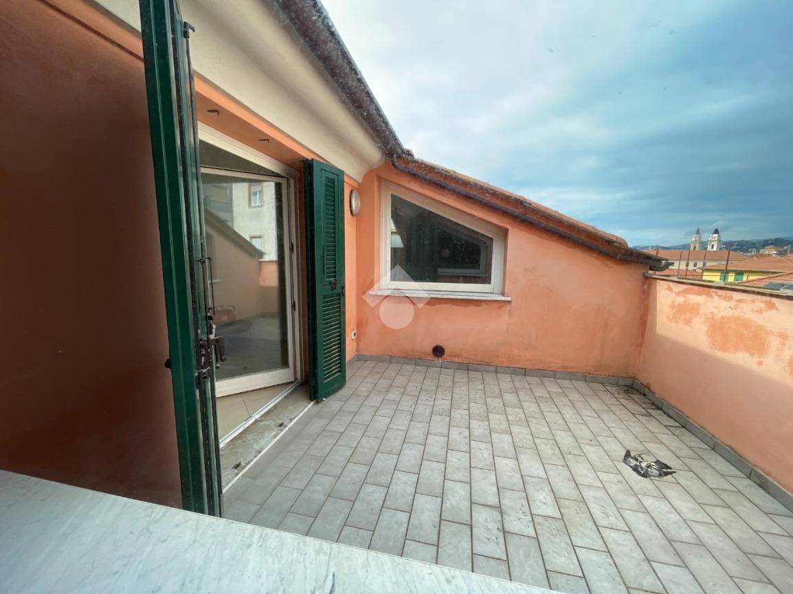 Quadrilocale via Diano Calderina 38, Oneglia, Imperia