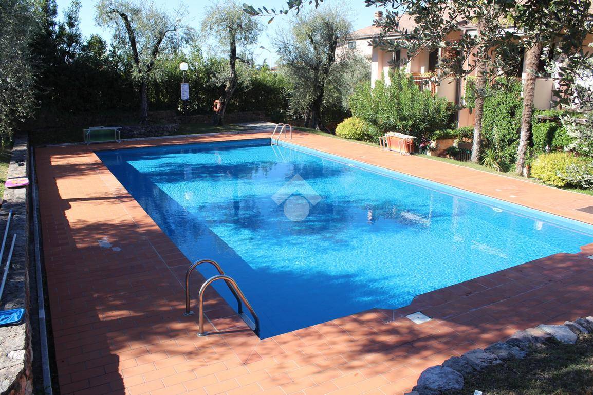 Trilocale via A  Dall&#x27;Oca Bianca 51, Centro, Torri del Benaco