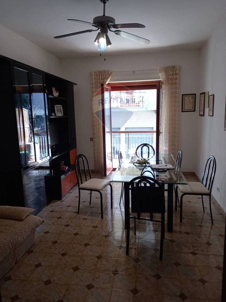 Trilocale buono stato, piano rialzato, Centro, Cassino