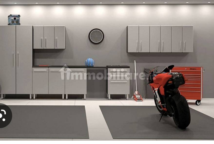 Garage - Box in Vendita