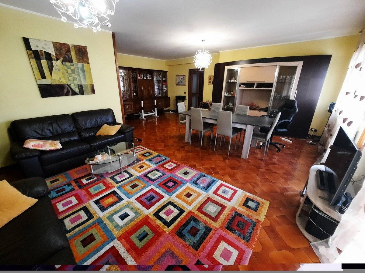 Quadrilocale viale Pablo Picasso 3, Morbella - Cucchiarelli, Latina