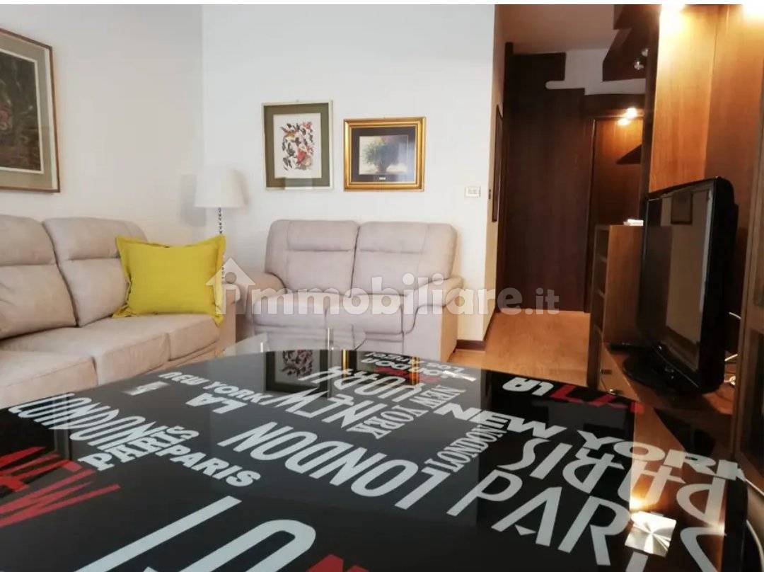 Quadrilocale via 4 Novembre, Borgo Trento, Verona