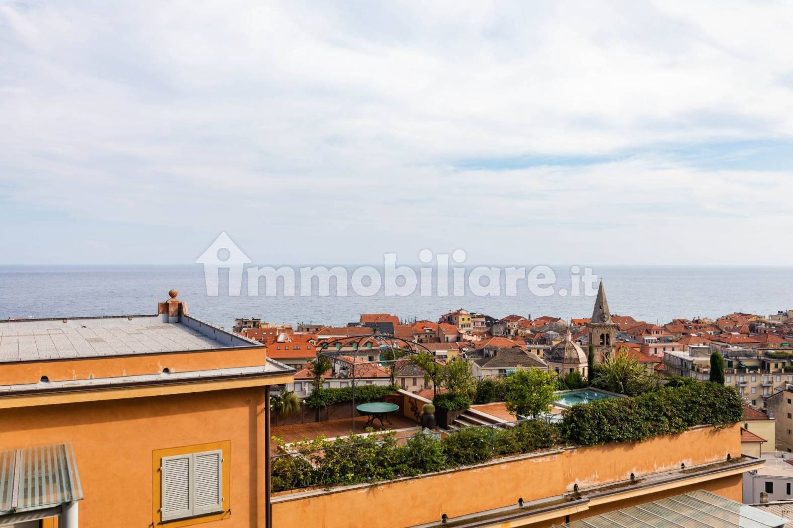 Quadrilocale via Virgilio 43, Collina Centrale, Parco Fuor del Vento, Alassio