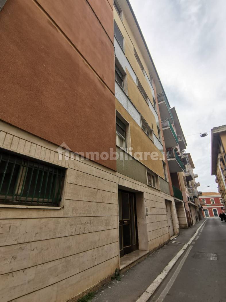 Quadrilocale via Ruggero Piro 1, Centro, Orbetello