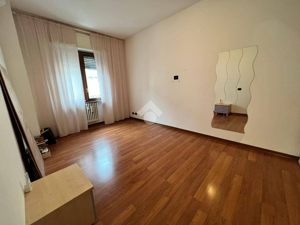 Quadrilocale appartamento via alfieri 9, San Martino, Novara