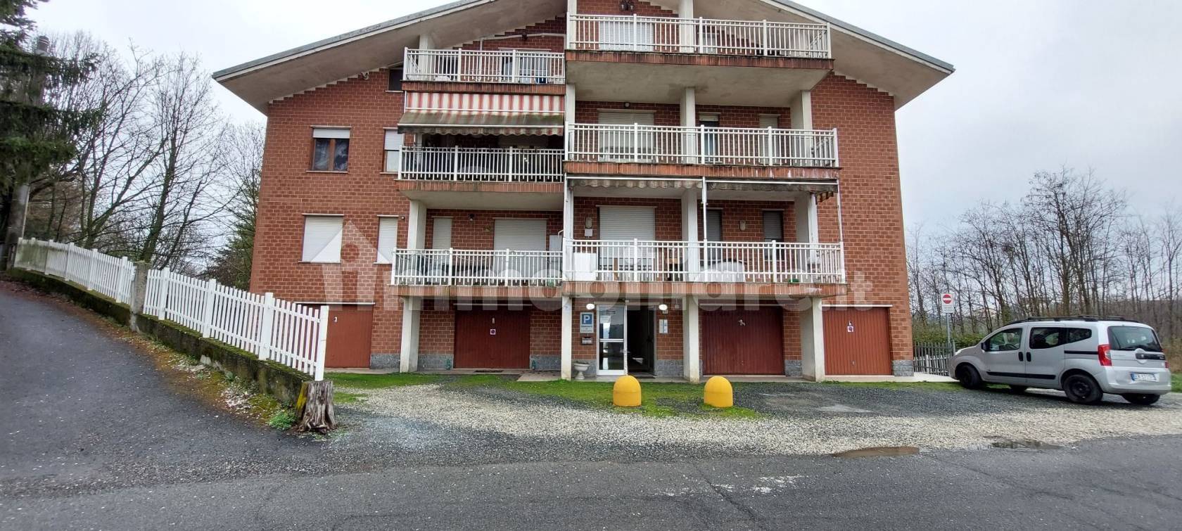 Bilocale via Roma, Centro, Carpeneto