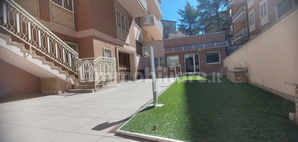 Quadrilocale via Alcide De Gasperi, 47, Torretta - Torrione, L'Aquila
