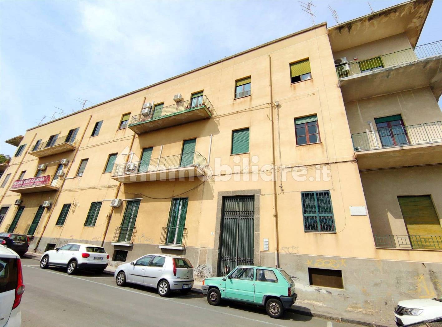 Appartamento via La Spezia, Vulcania - Sanzio, Catania