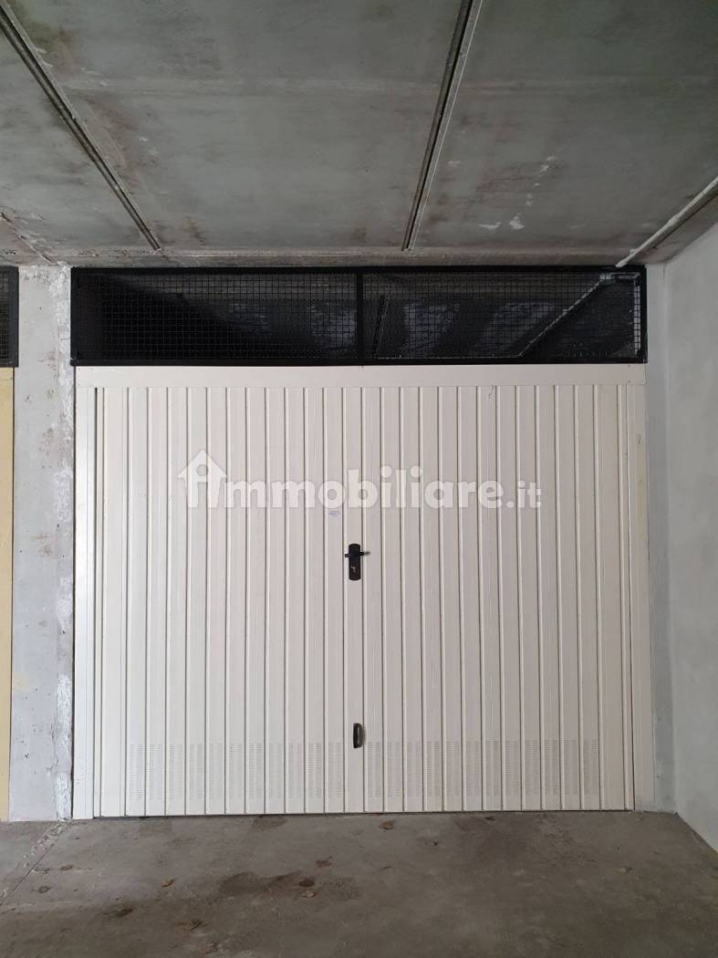 Garage - Box in Vendita