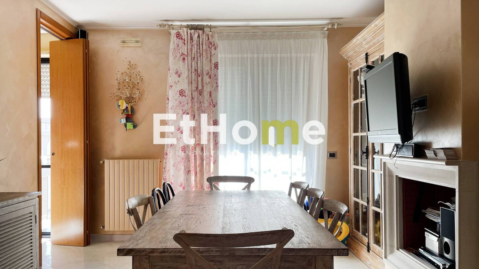 Trilocale via Catullo 76, Inps - Trinità, Andria