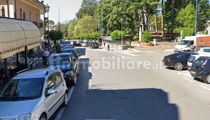 Trilocale ottimo stato, terzo piano, Centro, Sant&#x27;Elia Fiumerapido