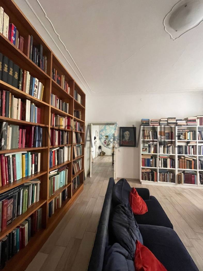 Trilocale via Pietro Fortunato Calvi, Centro, Mantova