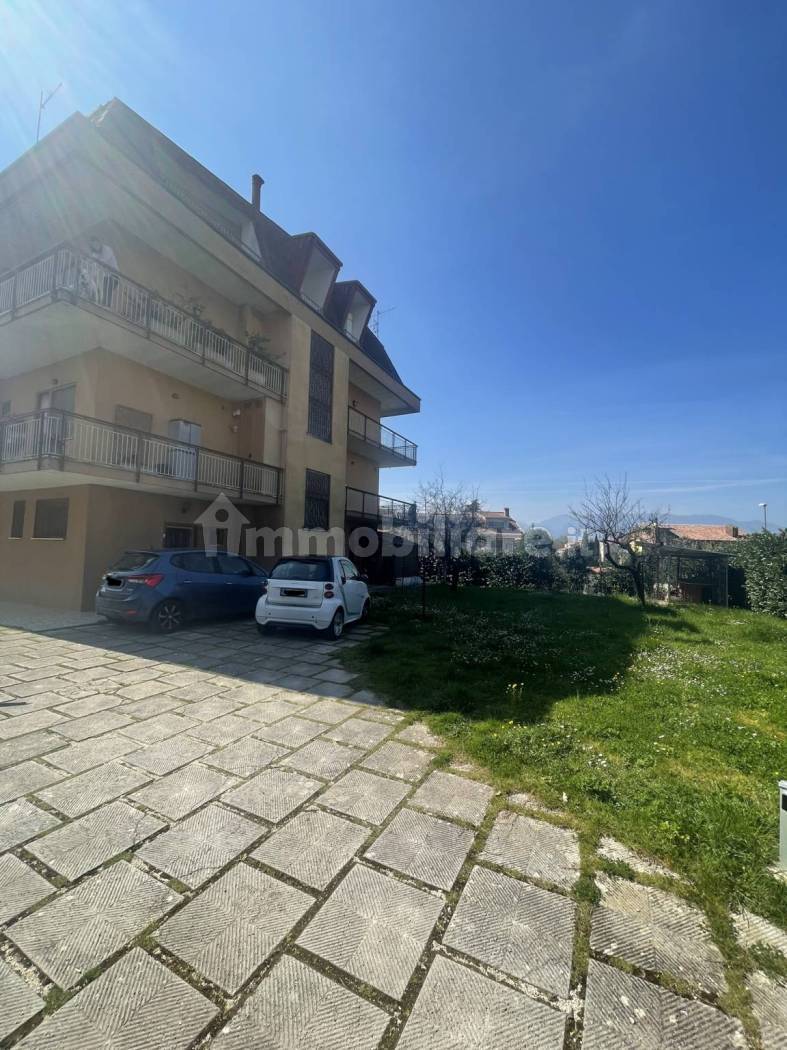 Appartamento via Tommaso Landolfi, Centro, Frosinone