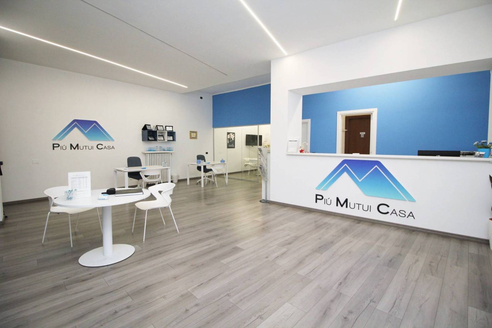 Locale commerciale in Vendita