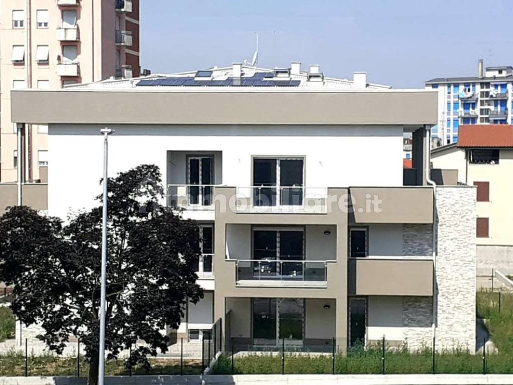 Vendita Attico in via Giacomo Matteotti Agrate Brianza. Nuovo, con ...