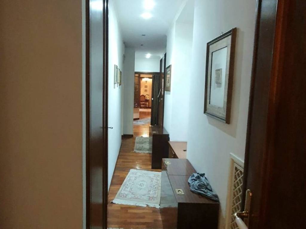 Vendita Appartamento in via Tacito. Roma. Ottimo stato, terzo piano, riscaldamento autonomo, rif ...