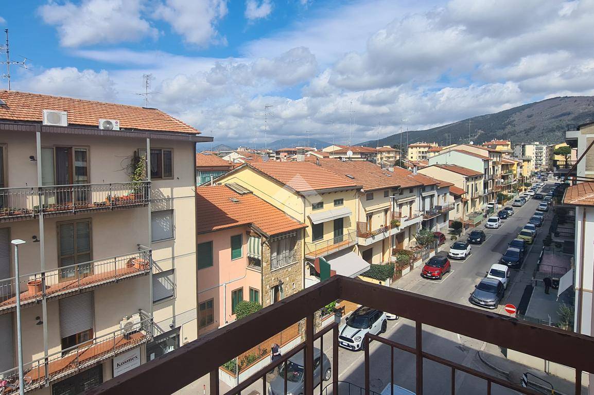 Appartamento via Ambrogio Traversari 4, Mezzana, Prato