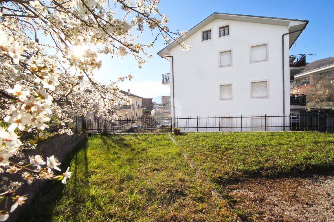 Trilocale via Gino Campomizzi 5, Santa Barbara - San Sisto, L'Aquila