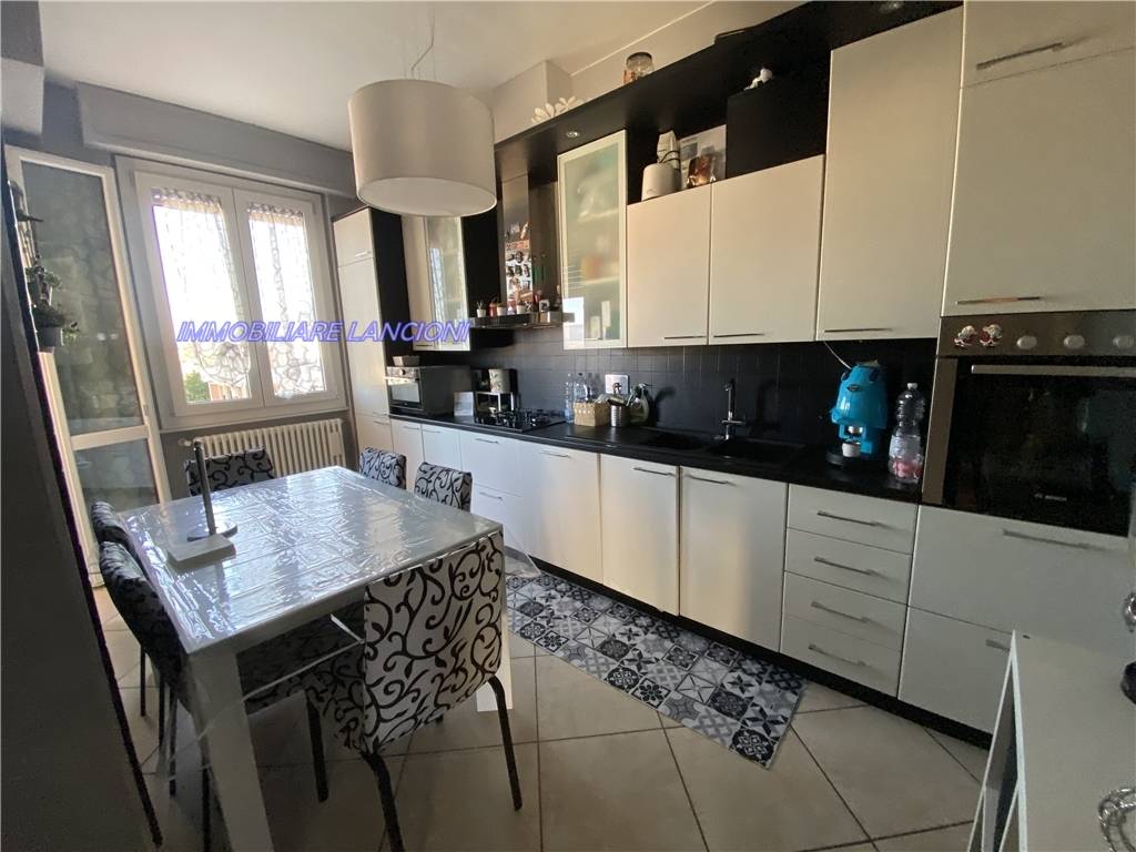 Quadrilocale via Di Sotto, Centro, Lastra a Signa