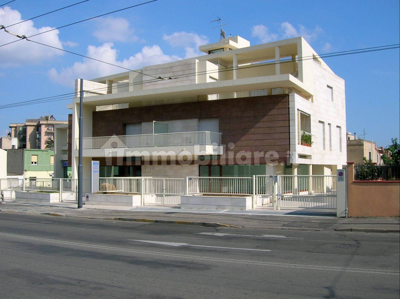 Posto auto - moto in Vendita