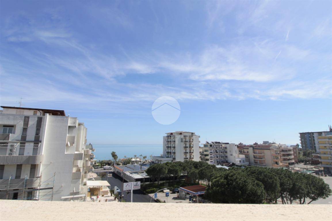 Appartamento via Turati 20, Lungomare Marconi, Alba Adriatica