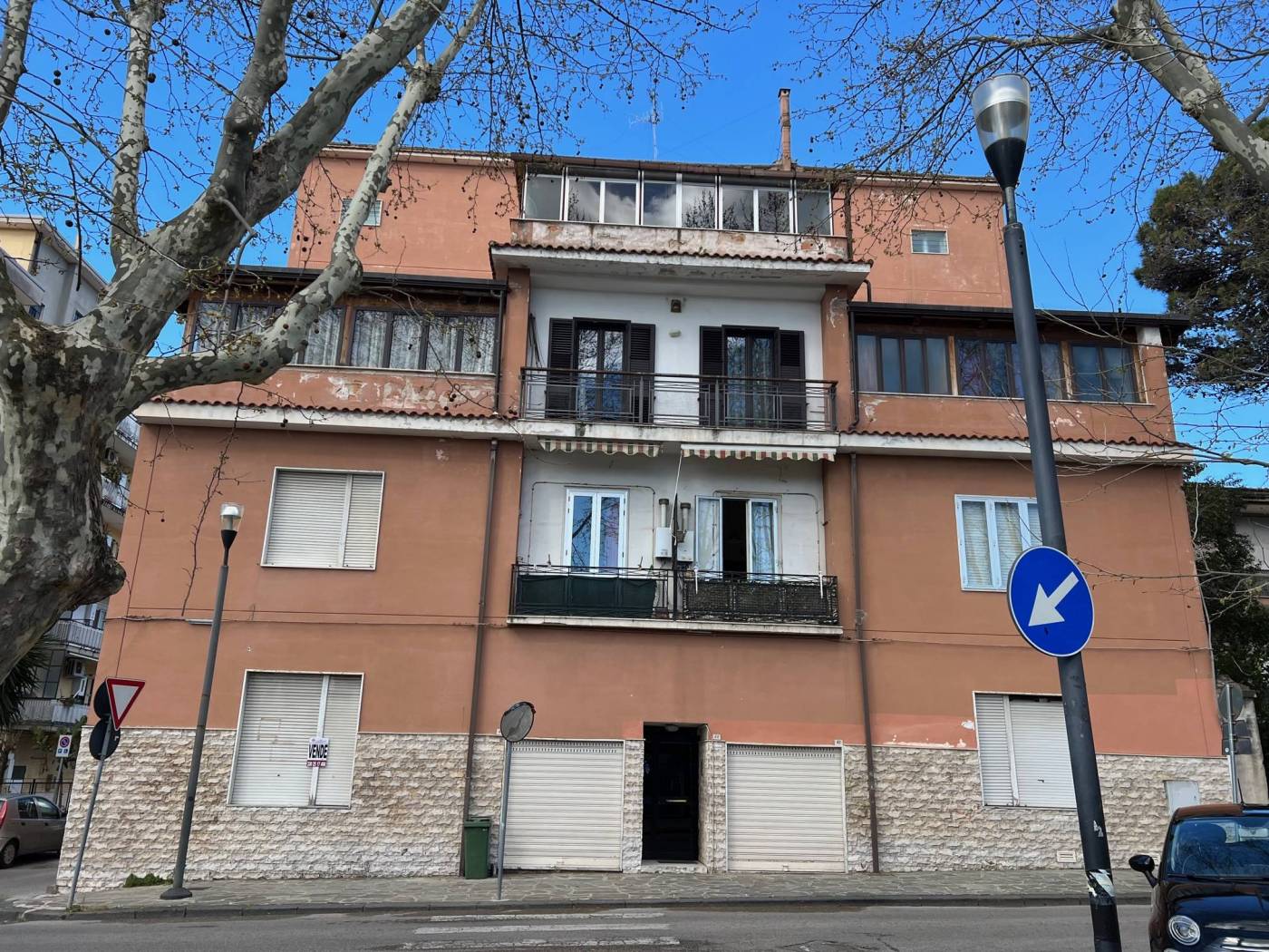 Trilocale via Enrico Perito, Centro, Eboli