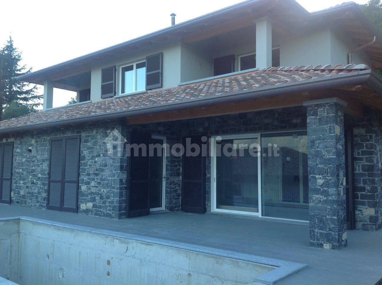 Villa unifamiliare via Provinciale Regina, Tremezzo, Tremezzina