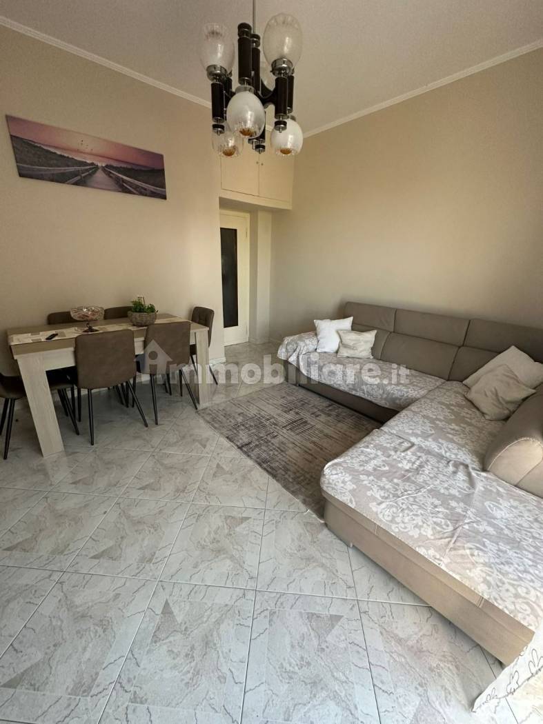 Trilocale via Severino Boezio 6, San Rocco, Monza