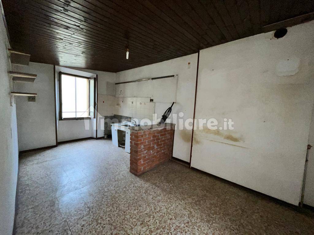 Bilocale via Cesarea 21, Centro, Vigevano