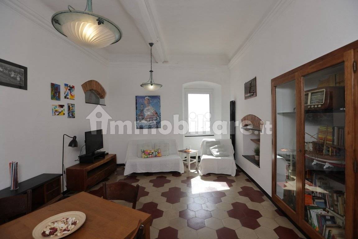 Trilocale piazza Giacomo Matteotti, Centro, Sestri Levante