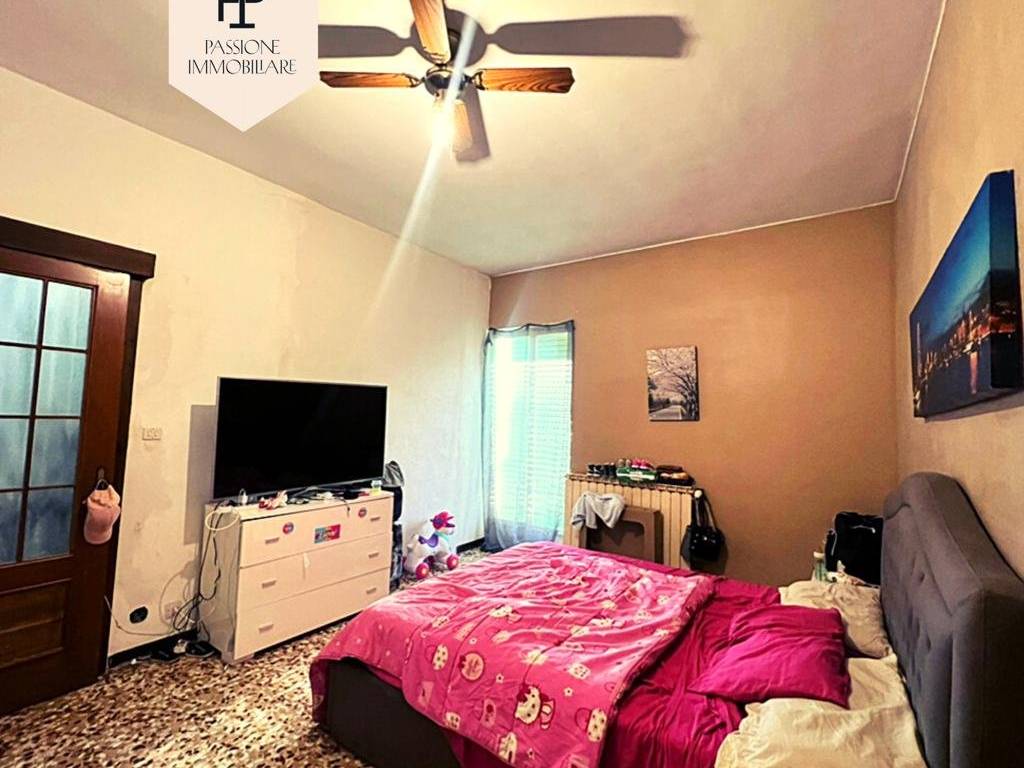 Vendita Appartamento Acqui Terme. Trilocale, Buono stato, quarto piano, posto auto, con balcone ...