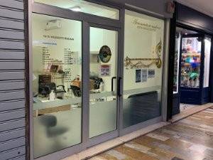 Locale commerciale in Vendita