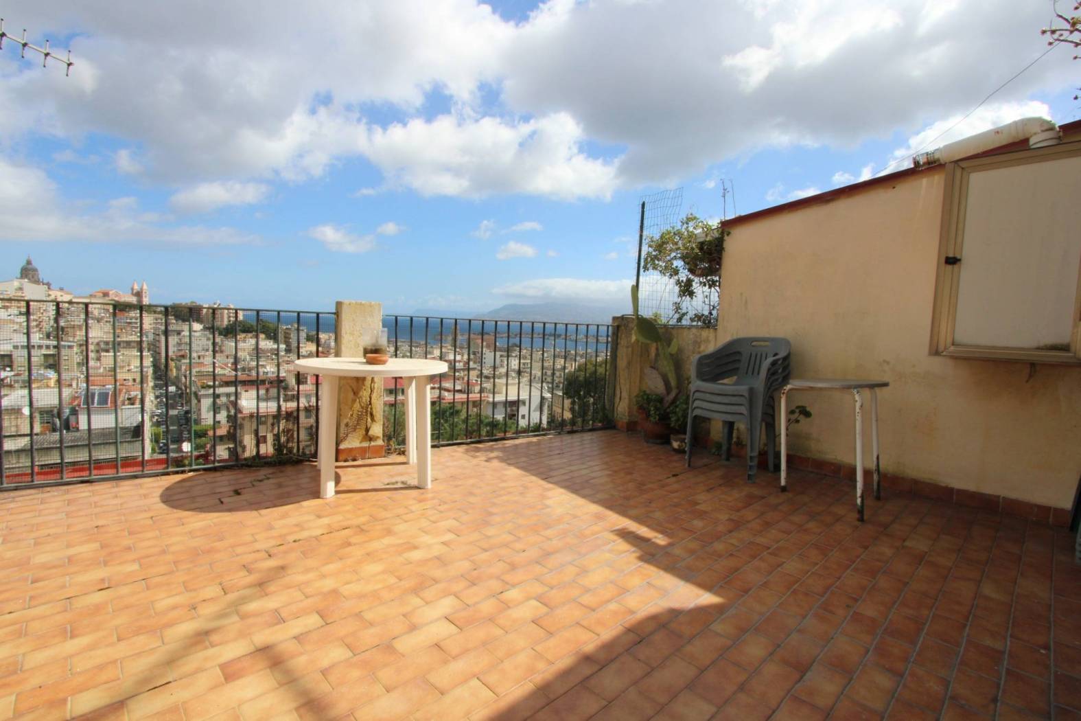 Quadrilocale via Montepiselli 5, Viale Italia - Montepiselli, Messina