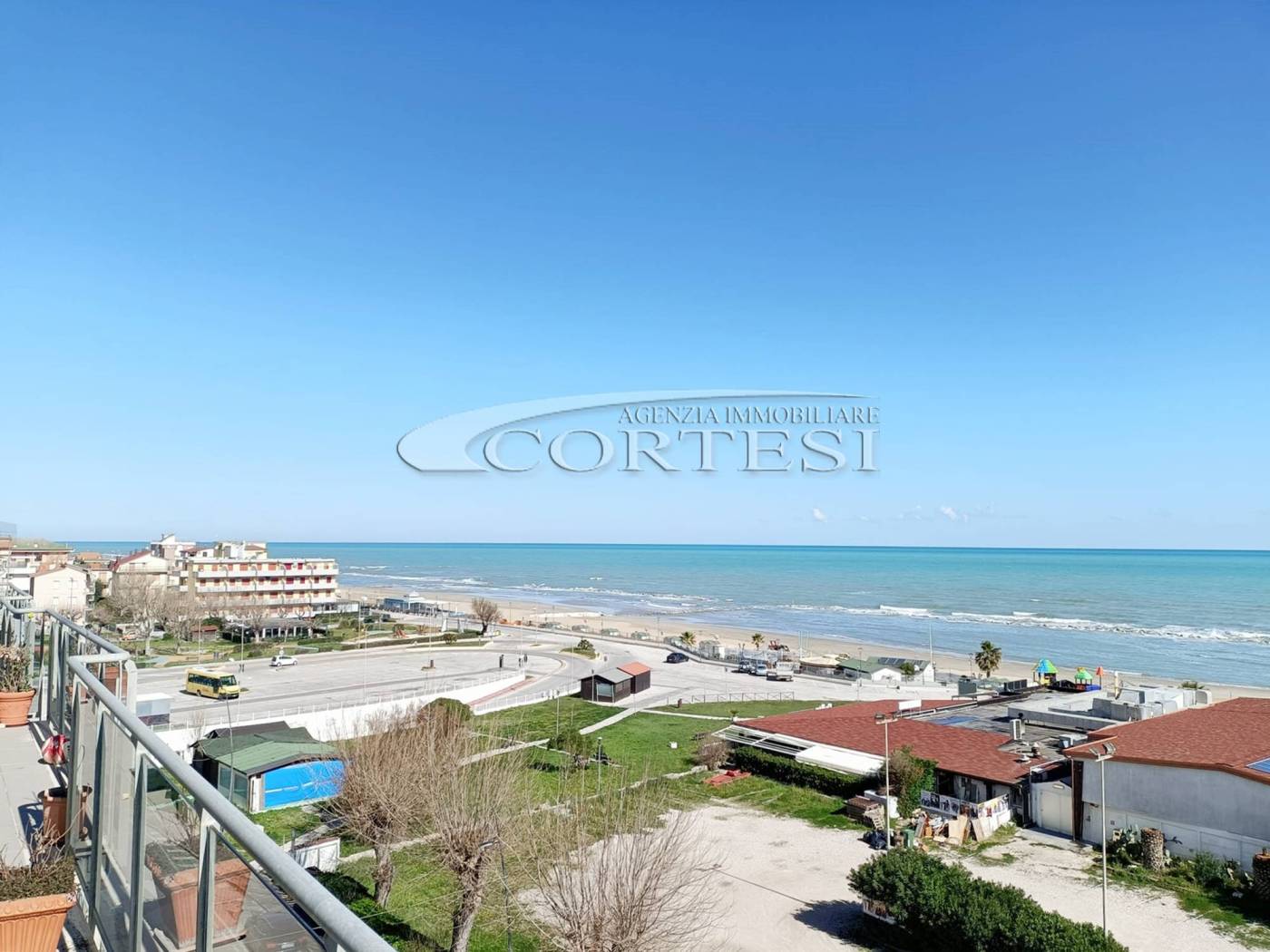 Trilocale buono stato, quinto piano, Torrette - Ponte Sasso, Fano