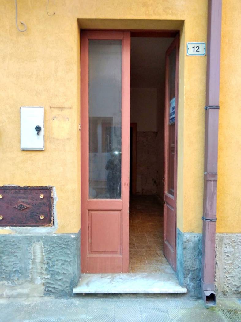 Quadrilocale via Gabriele D&#x27;Annunzio 12, Fragagnano