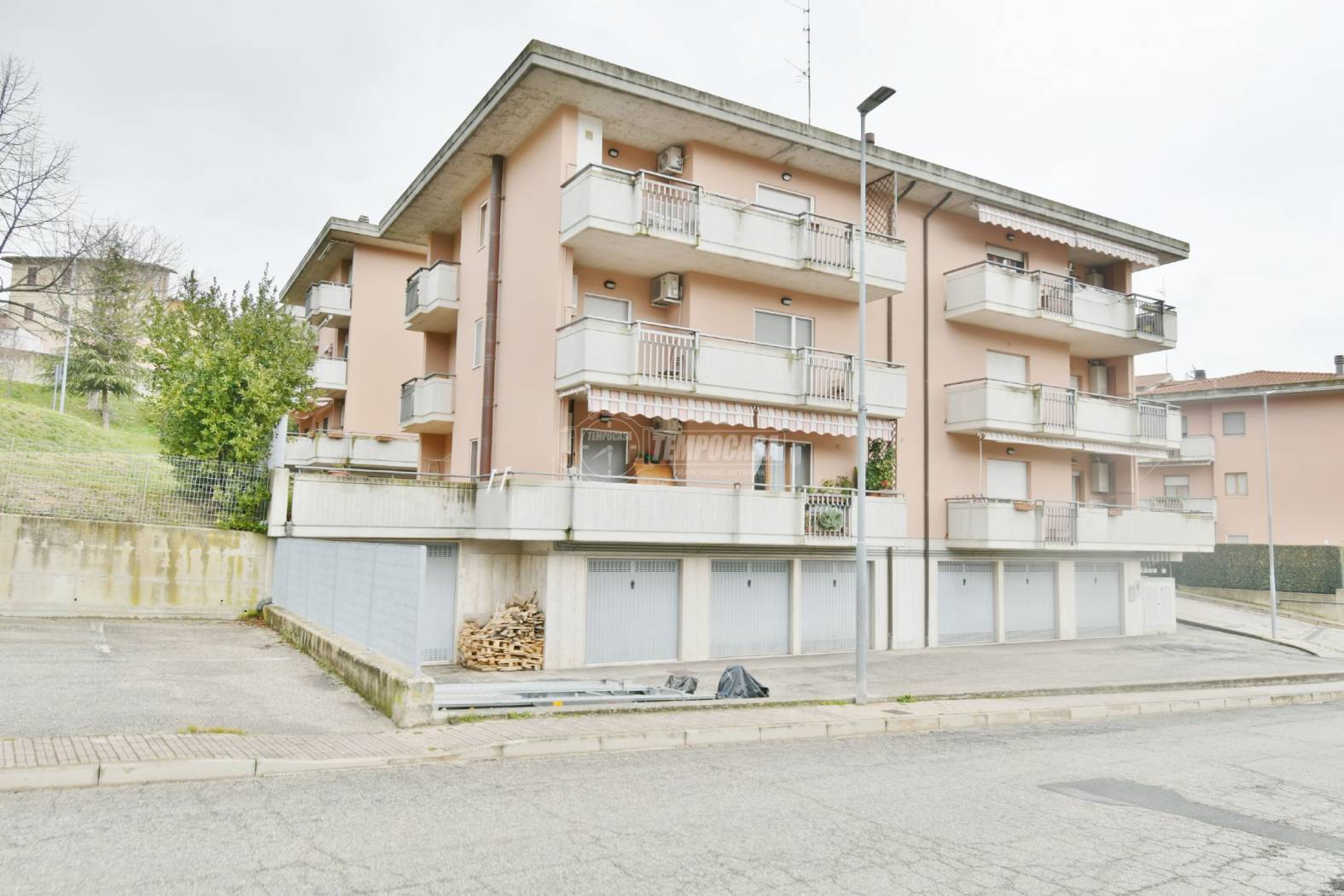 Trilocale via Gorizia, Centro, Folignano