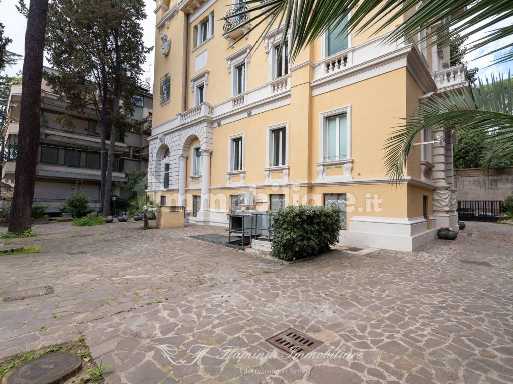 Palazzo - Edificio via di Villa Sacchetti 9, Roma, Rif. 102138614 ...