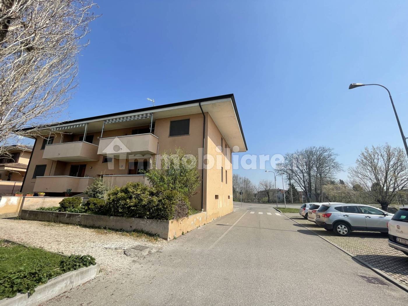 Bilocale via Ruzzenenti 7, Asola