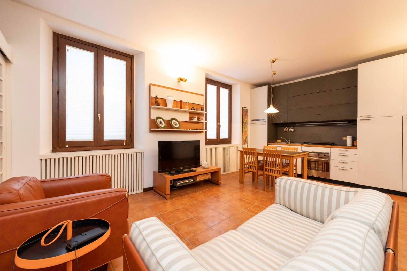 Bilocale via Panfilo Castaldi, Porta Venezia, Milano